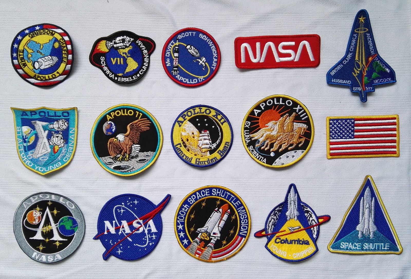 VIAJES Y MISIONES ESPACIALES NASA, ENDEAVOUR, PARCHES APOLLO, SAPCE X ...