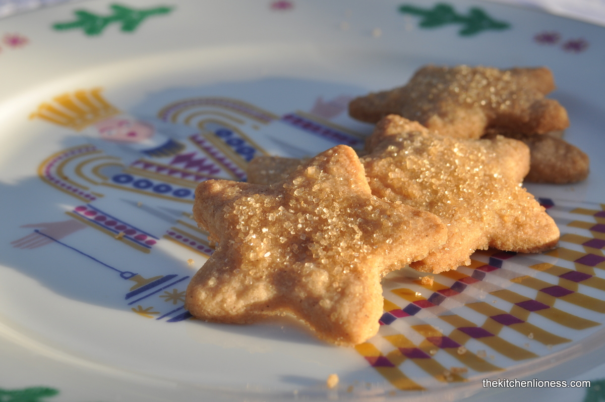 The Kitchen Lioness: 11. Day of December - Festive Shortbread ...