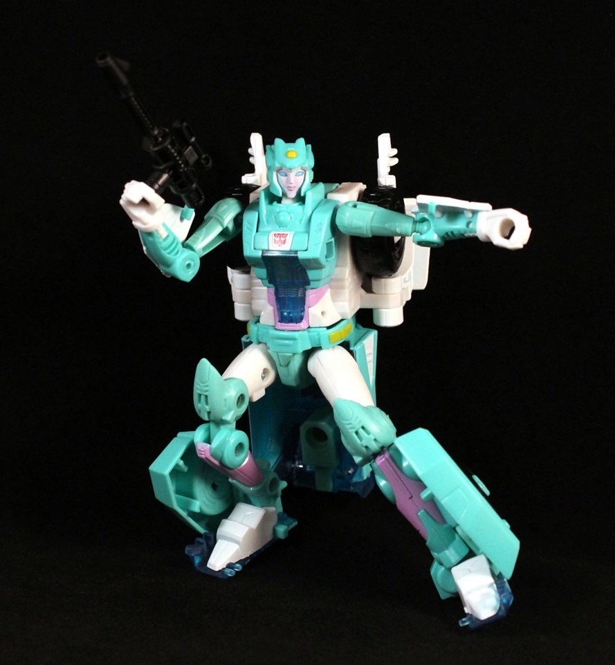 She's Fantastic: Transformers - MOONRACER!
