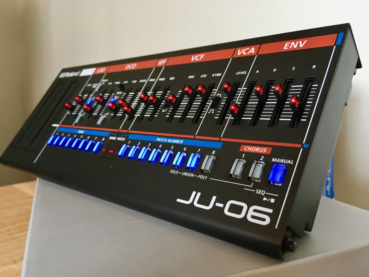 MATRIXSYNTH: Roland Boutique Series JU-06 Synthesizer Module SN ZOG5430