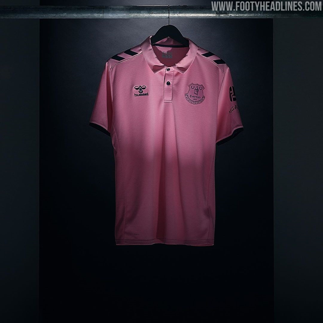 Pretty Pink: 2 Hummel Everton 20-21 Training Kits + Full Collection ...