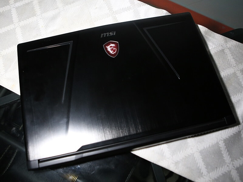 MSI GE73 Raider 8RF Review: Bulky And Future-Proof