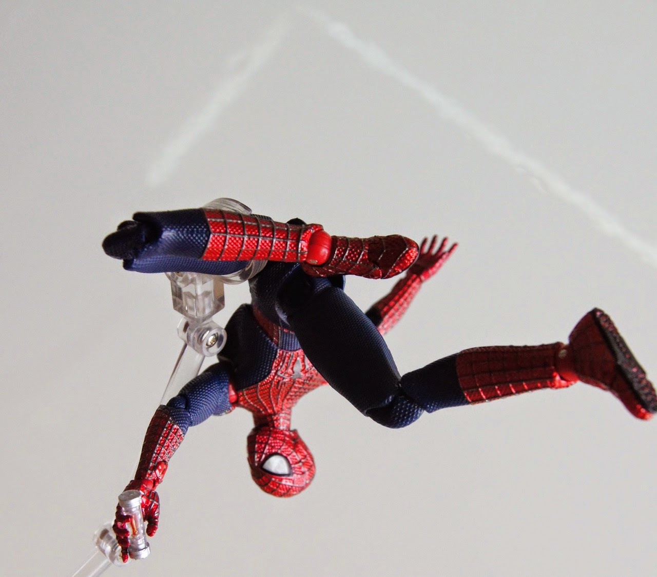 Alteregoistic - Toy Blogger: Medicom's Amazingly Miraculously MAFEX ...