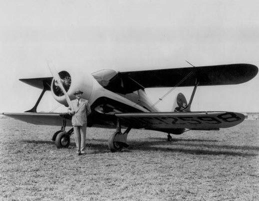 Aviación por Leandro : 1935 BEECHCRAFT B17L - STAGGERWING - CATALÁN