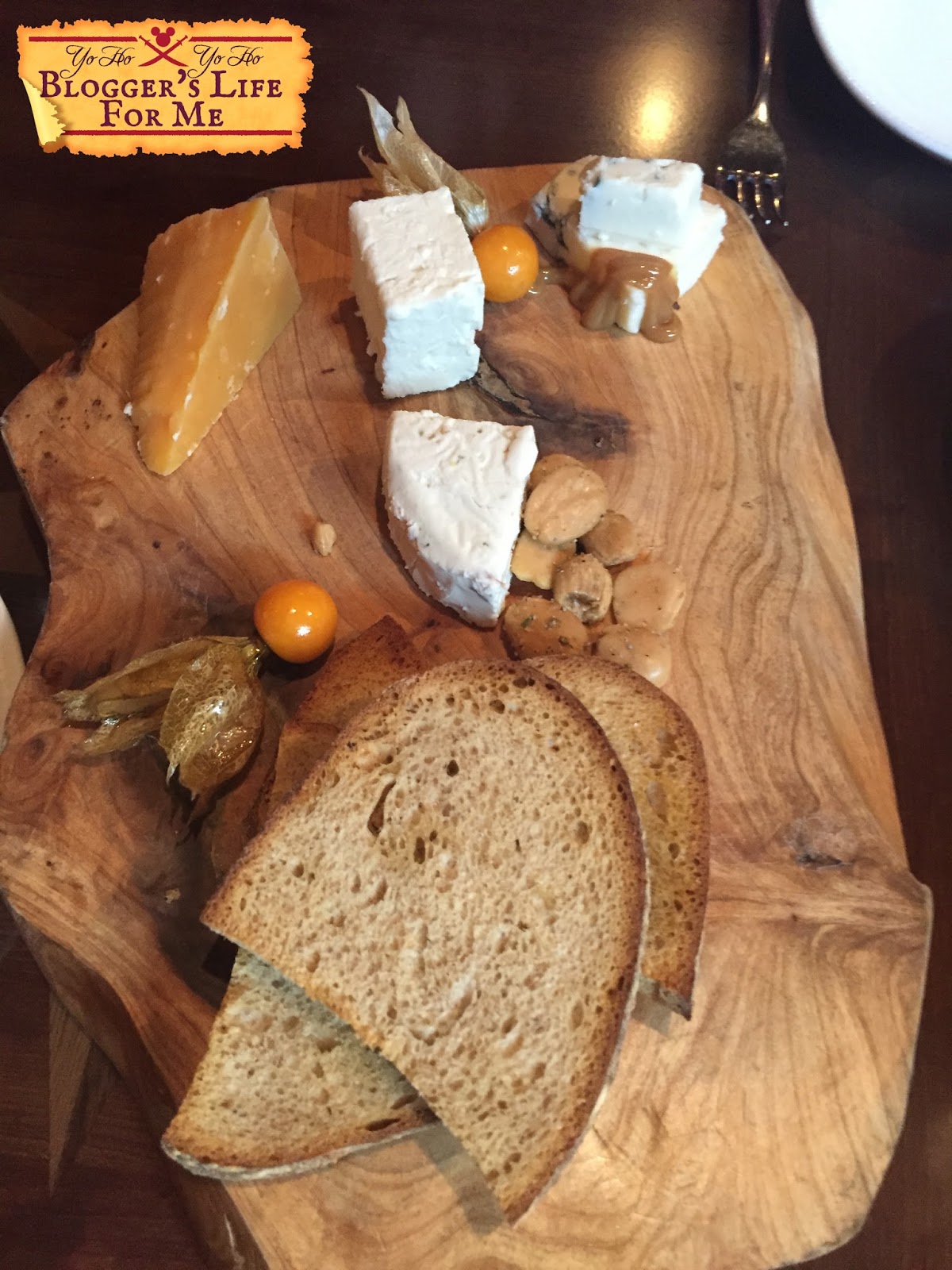 Yo Ho Yo Ho A Blogger's Life For me!: Disney's Tiffins Restaurant at ...