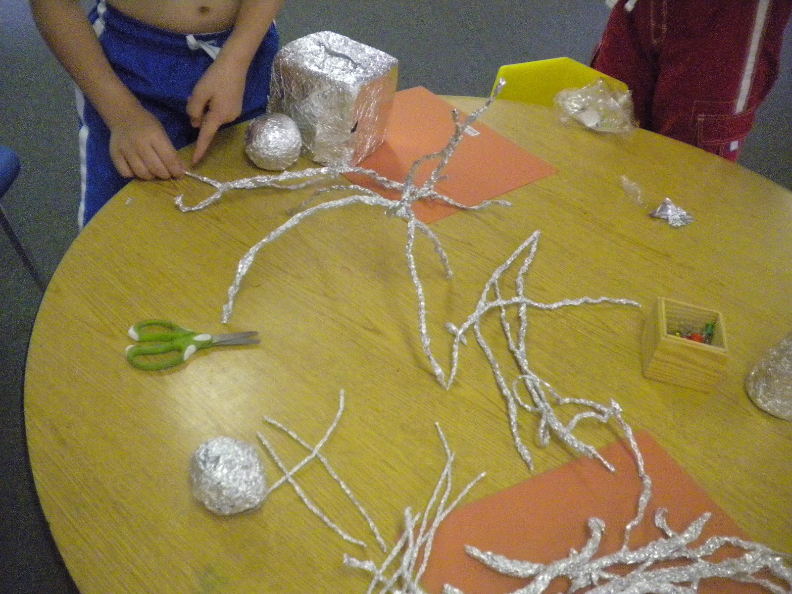Explorations in Art: (G2,G3) Experiments with Aluminum Foil