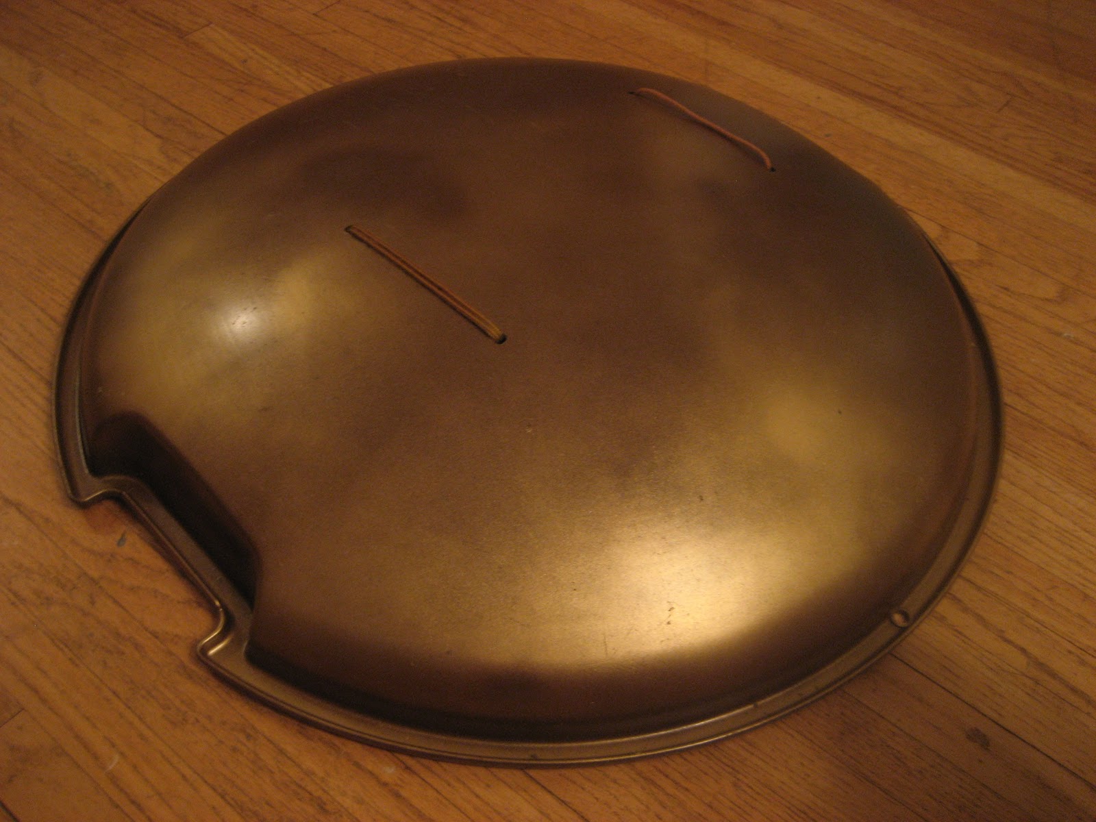 Chuck Does Art: DIY Spartan Hoplite Costume: How to make a Shield ...