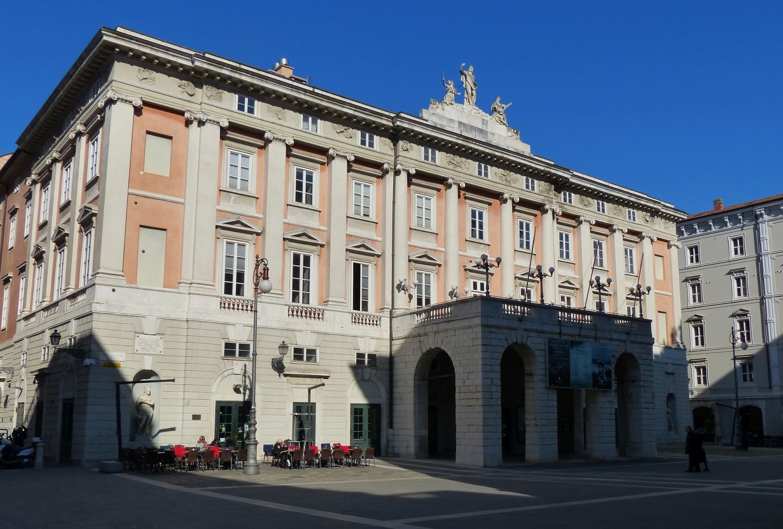spazi di architettura: Trieste e il neoclassico