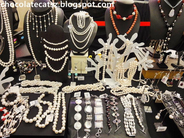 Chocolate Cats: Shinju Pearls "Under The Sea" Showcase @ The Twelve