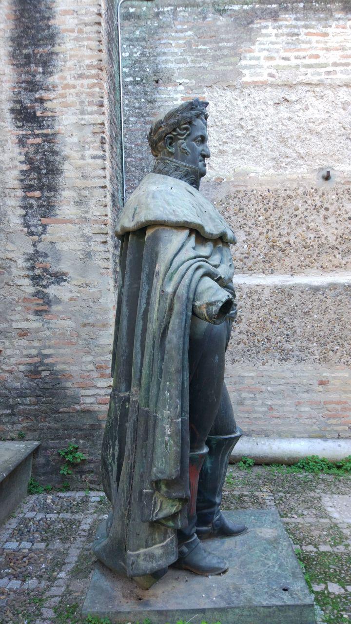 Monumentos Sevilla: Estatua de Fernando VII