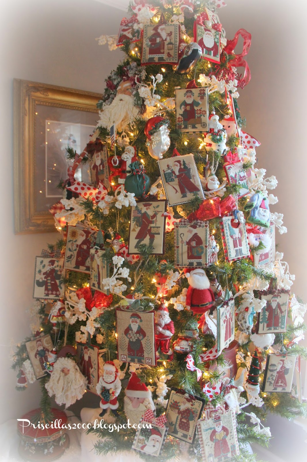 Priscillas: The Santa Tree