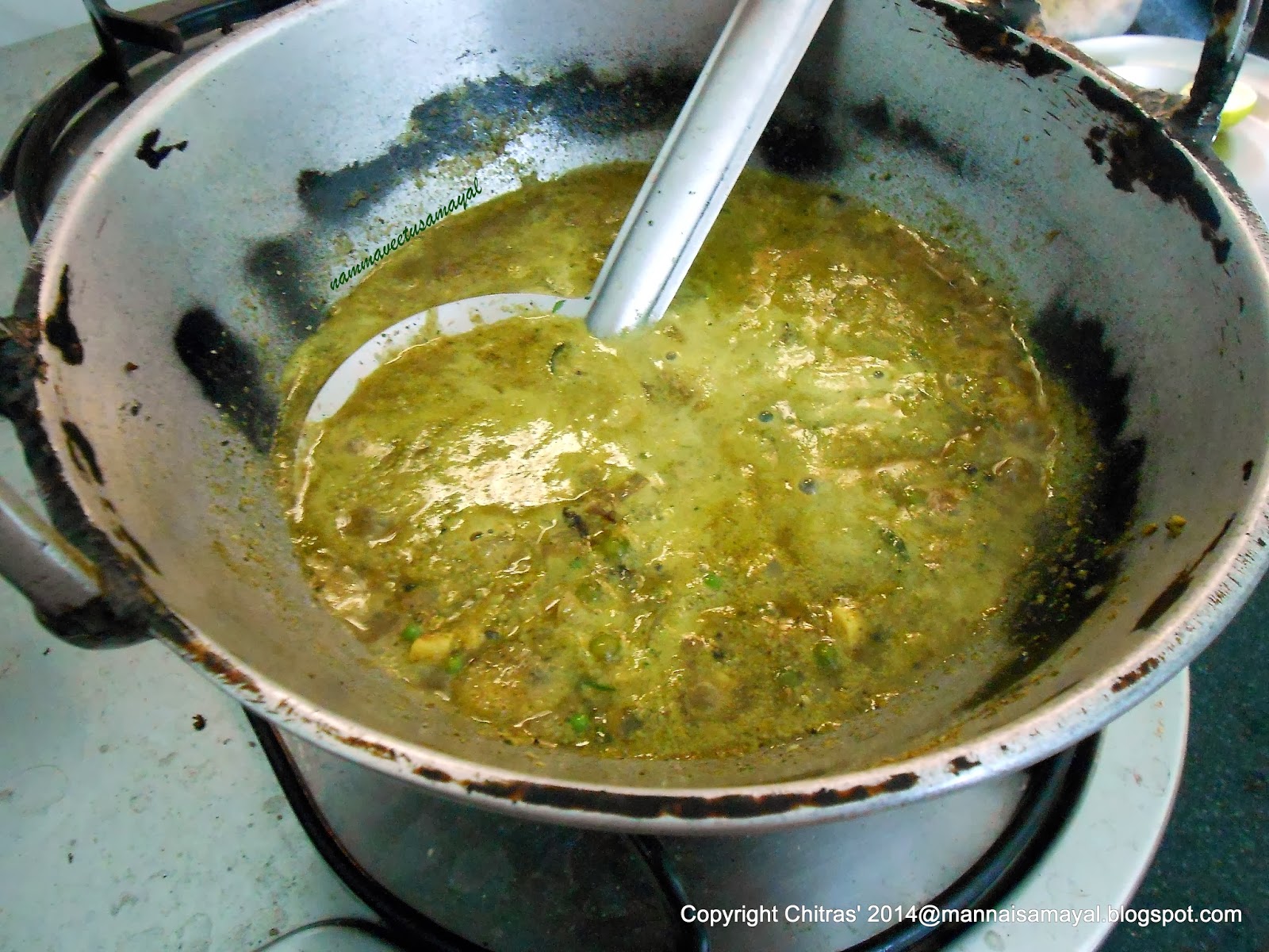 kalakkalsamayal: Milagu Kuzhambu - Black Pepper Kuzhambu