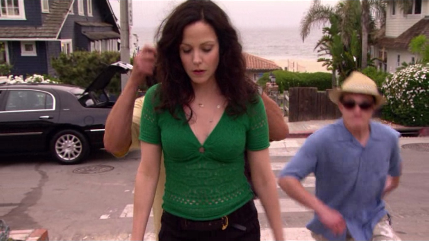 Nancy Botwin's Style: Excellent Treasures