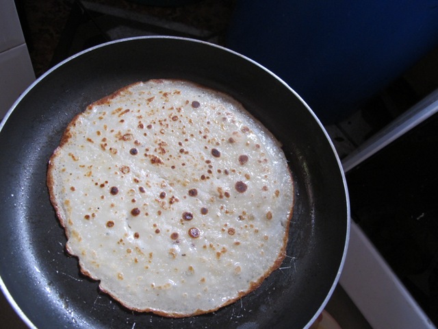 Jifinze Kupika: MAPISHI:KIFUNGUA KINYWA CHA VIAZI VITAMU NA CHAPATI ZA ...