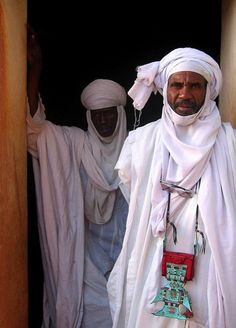 Afro-Asiatica: An Odyssey in Black: FEAR OF BLACKNESS SERIES - PART II ...