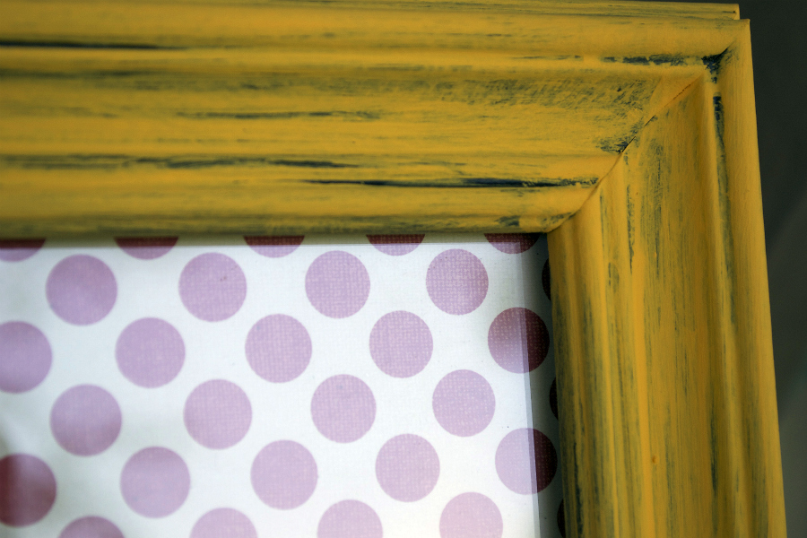 Pamela Joyce: Painted Picture Frames with Super Cute Mats