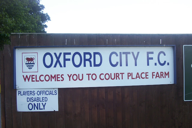 The Wycombe Wanderer: Oxford City - Court Place Farm