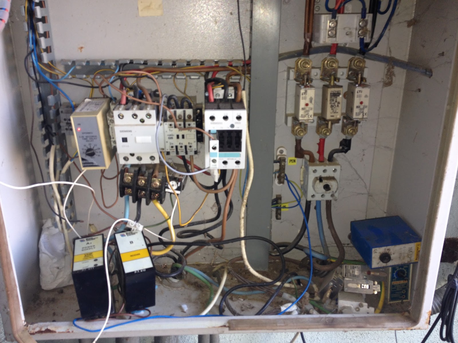 ΗΛΕΚΤΡΙΚΟΙ ΠΙΝΑΚΕΣ - ΑΥΤΟΜΑΤΙΣΜΟΙ: 2015