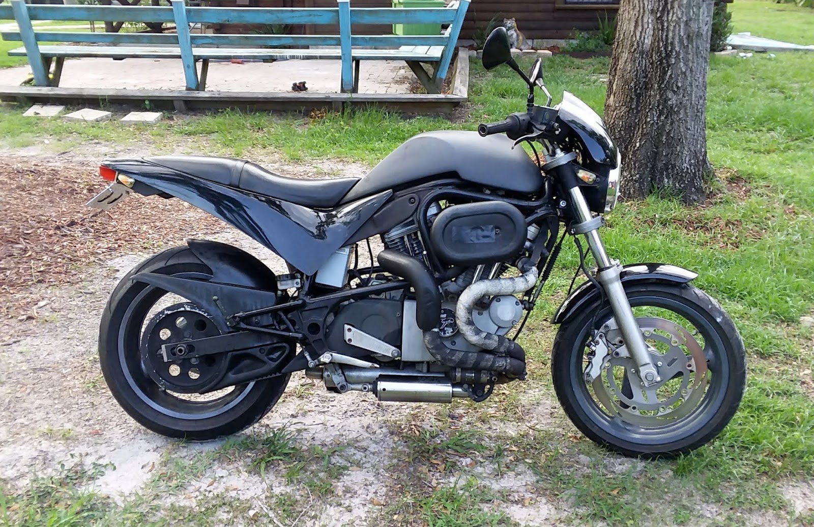 Rowdy's Motorcycle Blog: Why a Buell M2 Cyclone