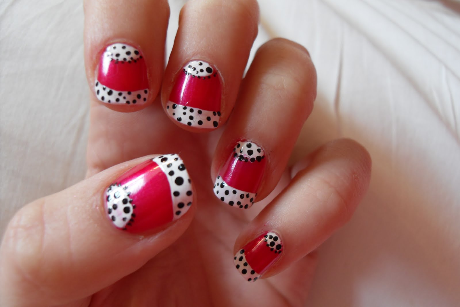 Oooooh Pretty: Potty for Dotty Nails!