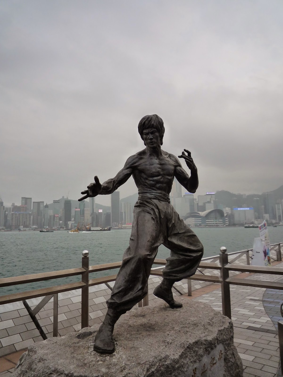 Cath à HK: Bruce Lee, the local hero!
