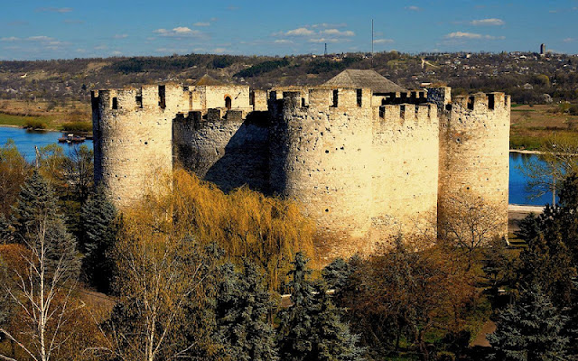 Moldova. A voyage to Moldova, Europe - Chisinau, Balti, Tighina ...
