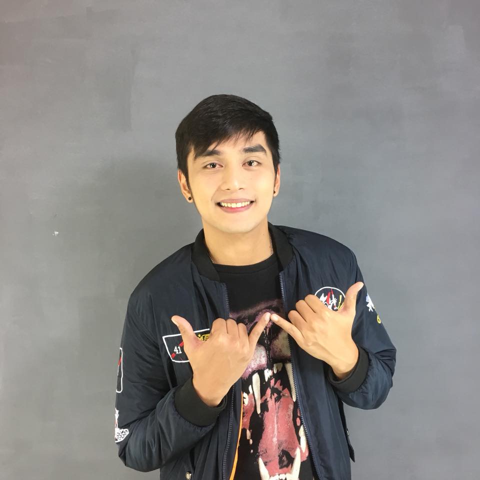 swordshines10: BERNIZE CHARLES LEYBLE LAGUNILLA: CHILLING OUT...