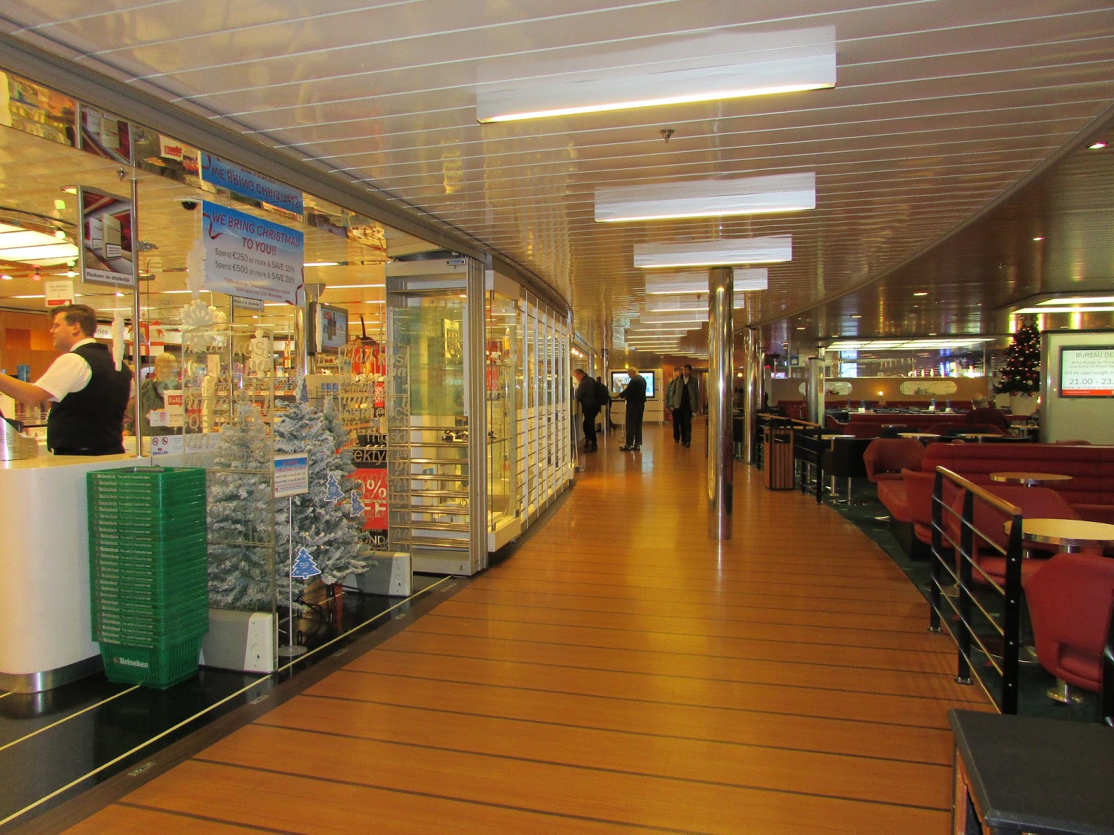 World Travel Reviews: STENALINE