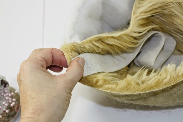 How To Make A Muff For Ladies And Girls - DIY Crush