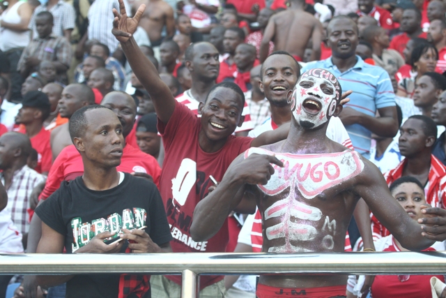 G SAMBWETI : PICHA ZA MATUKIO YA MECHI YA SIMBA NA YANGA AMBAPO SIMBA ...