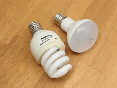 xr100で遊ぶ？: オーム電機 OHM LED電球 ミニレフランプ 40形相当 E17 昼光色 [品番]06-0768 LDR3D-W-E17 A9 LED電球はパナソニックと思っていましたが･･･