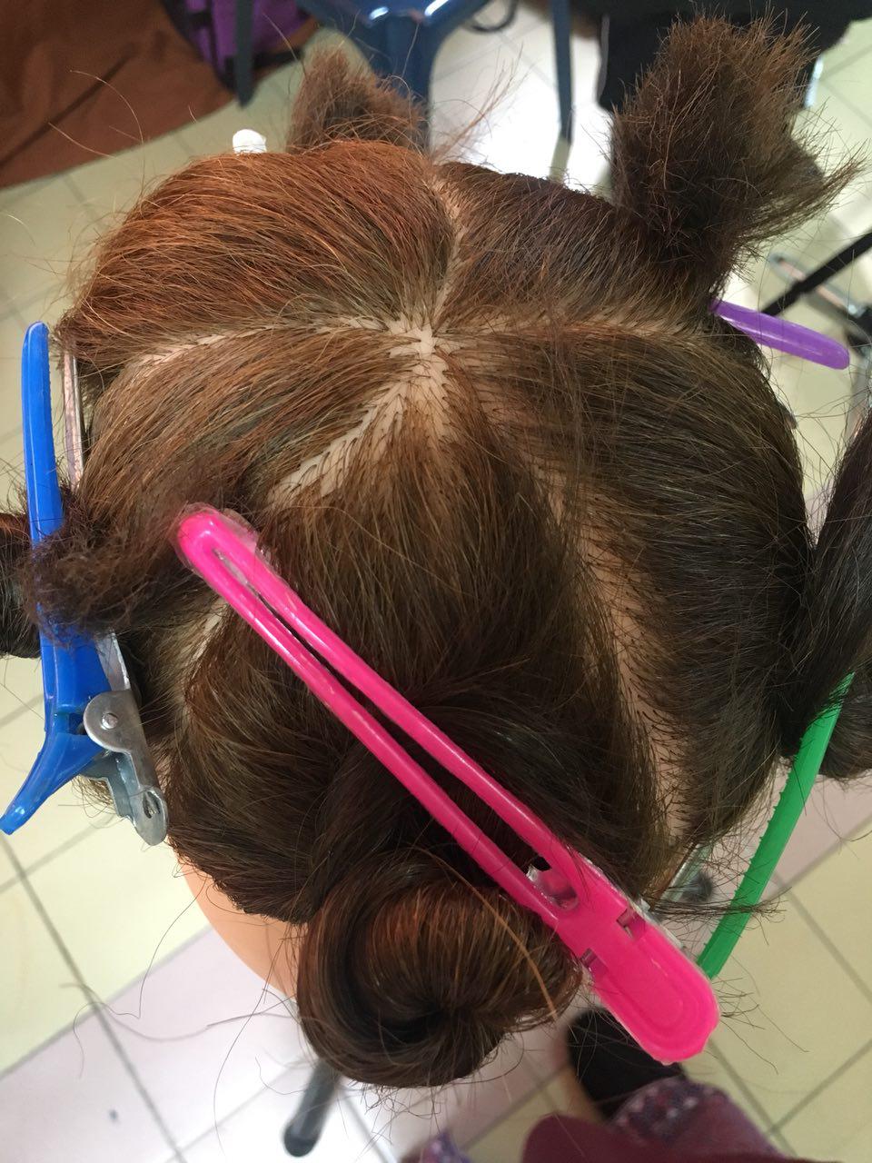 Cikgu Rambut & Facial: Guntingan Rambut Berlapis Penuh