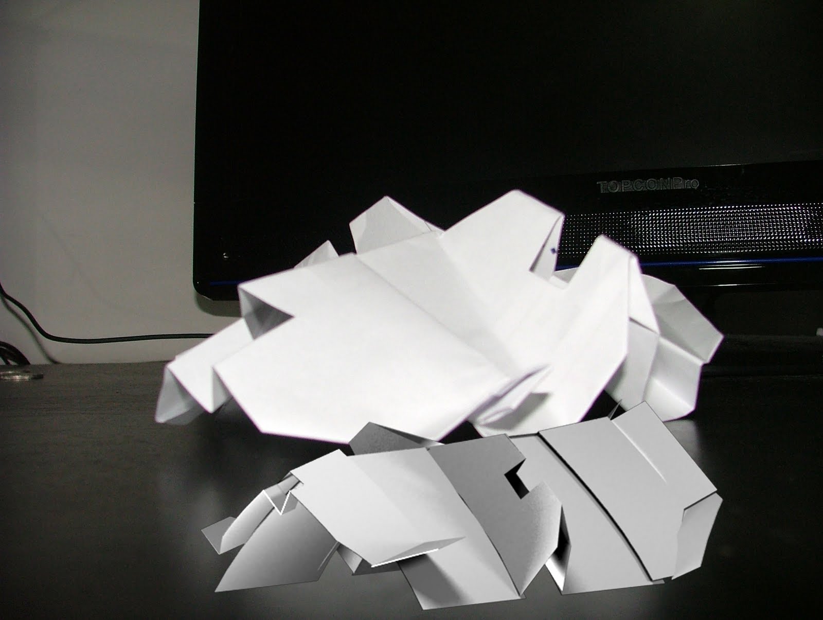 Chun Ho Chiu ARCH1390-2011: Week one task 2: Paper folding and 3D model