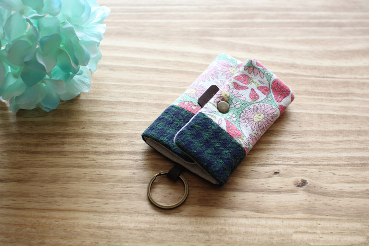 Card Wallet Key Chain ~ DIY Tutorial Ideas!