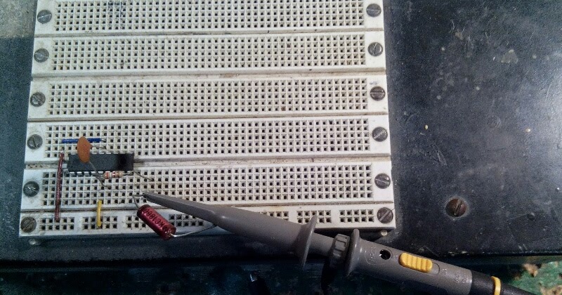 PIC Projects in Pascal: 8-Bit DAC via PWM