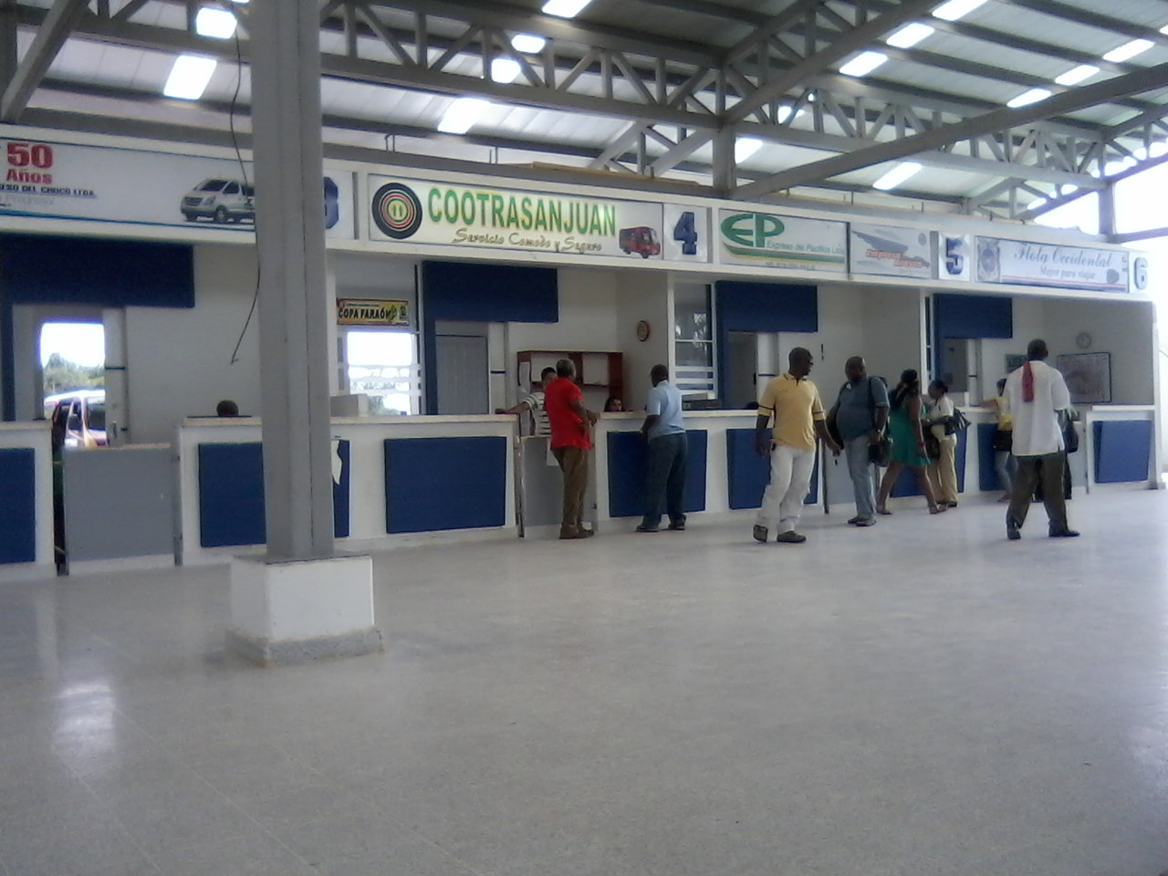 QUIBDÓ "ORILLAS ATRATEÑAS": terminal de transportes de Quibdó