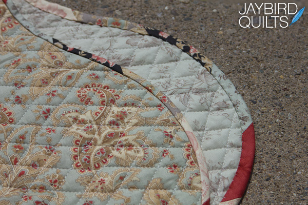 Jaybird Quilts: Binding Curves Tutorial