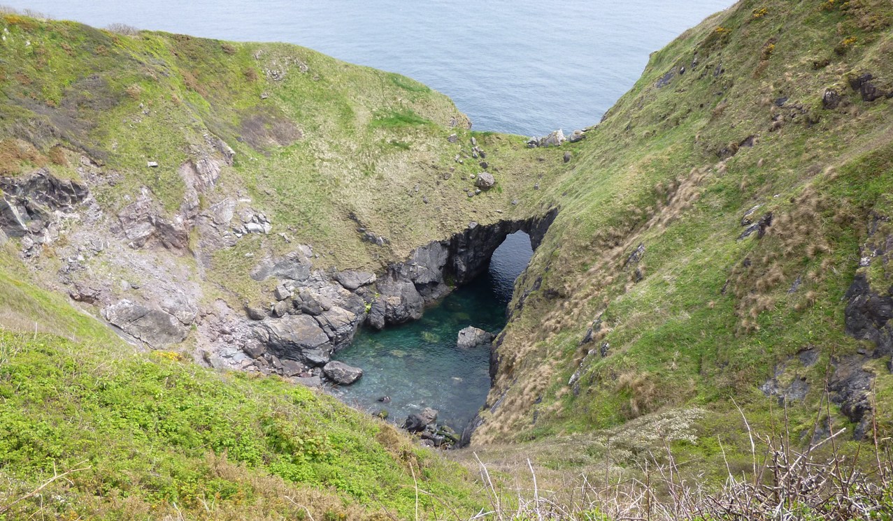 Getting About a Bit - Walking: Cornwall Holiday - The Lizard Walk