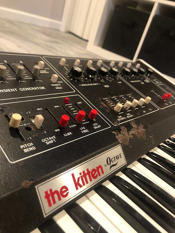 MATRIXSYNTH: Octave Kitten Roar