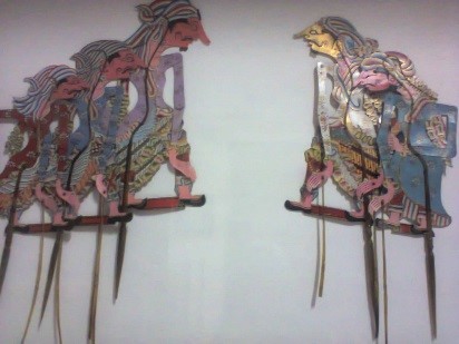 LAPORAN KUNJUNGAN RONGGOWARSITO WAYANG SIMBOL INTERELLASI BUDAYA JAWA ...