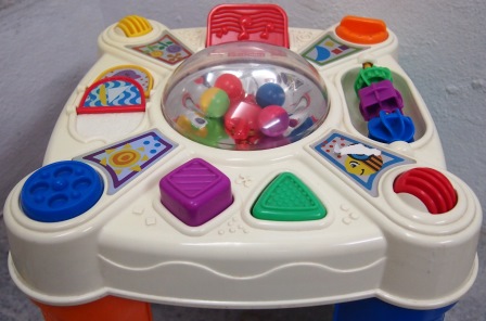 JuaiMurah: Fisher Price Musical Activity Table