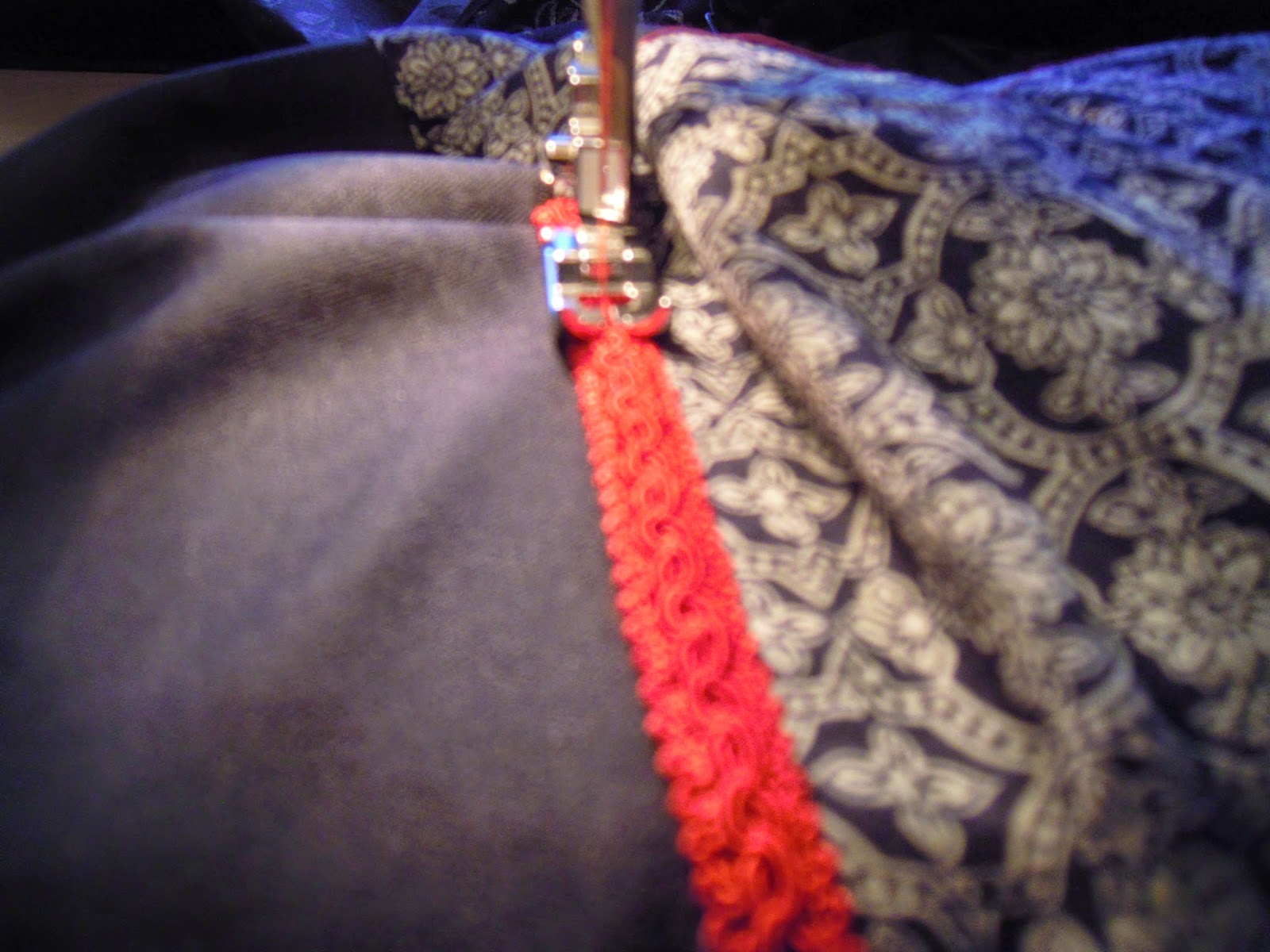 COLOCACIÓN DE UN RUEDO EN FALDA