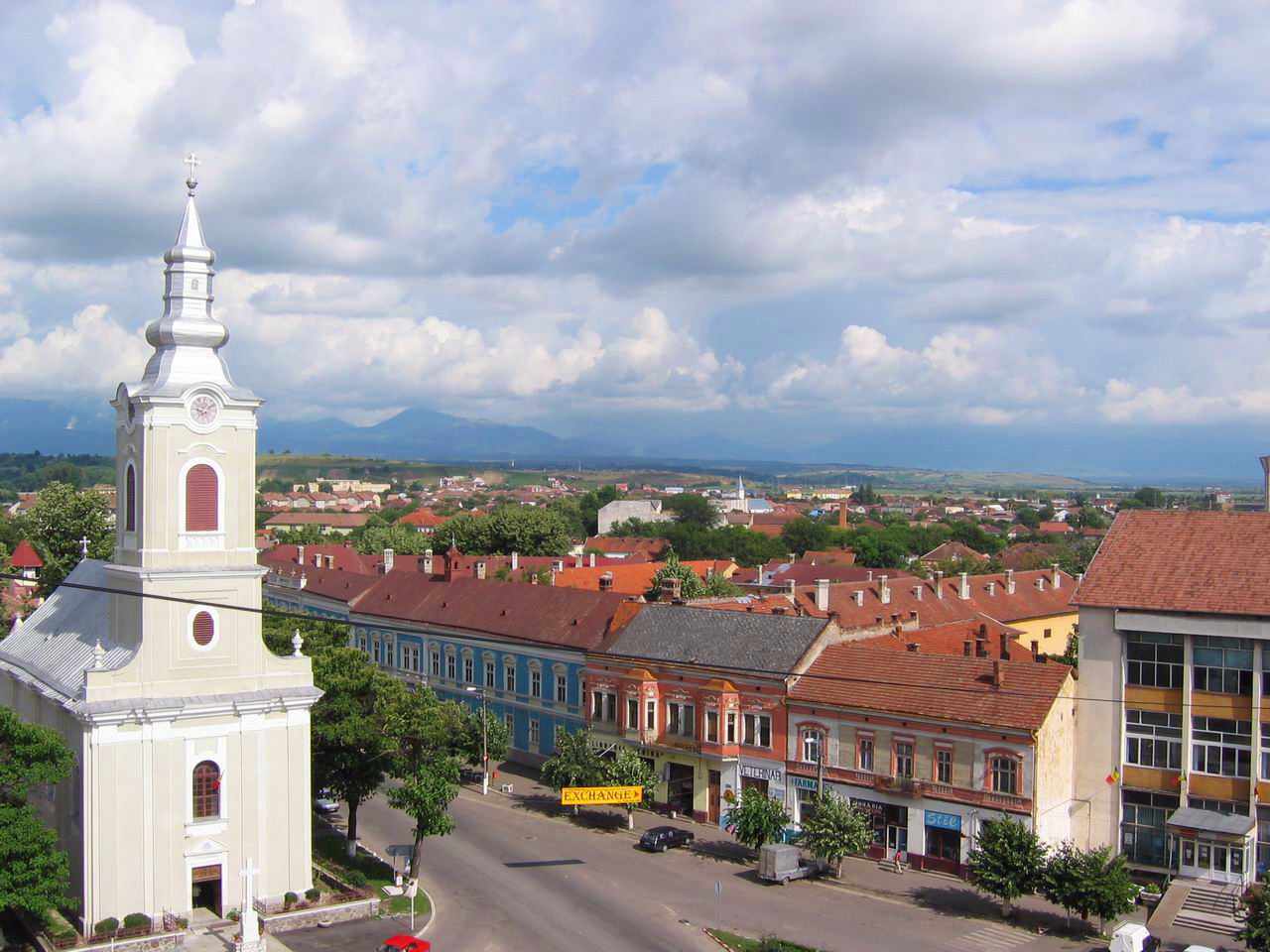 handmade tales: Welcome to Beius, Romania