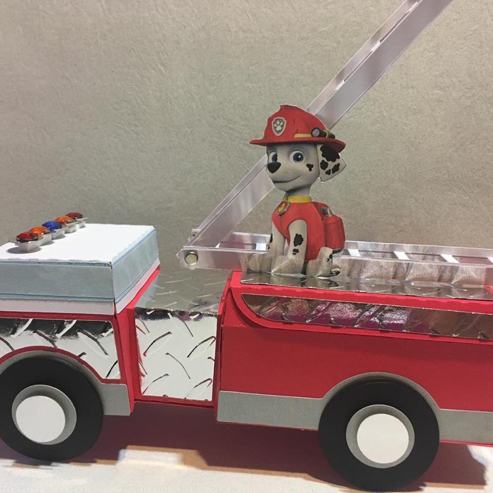 Eva's Scraps N' Cards: 3-D Fire Engine Party Decor