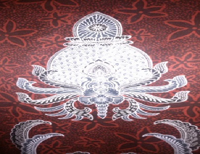 Seni Batik Monumen Anjuk Ladang - Batik Nganjuk