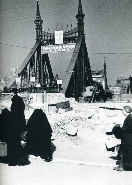 Los Grandes Fotografos: Yevgeny Khaldei (1917-1997)