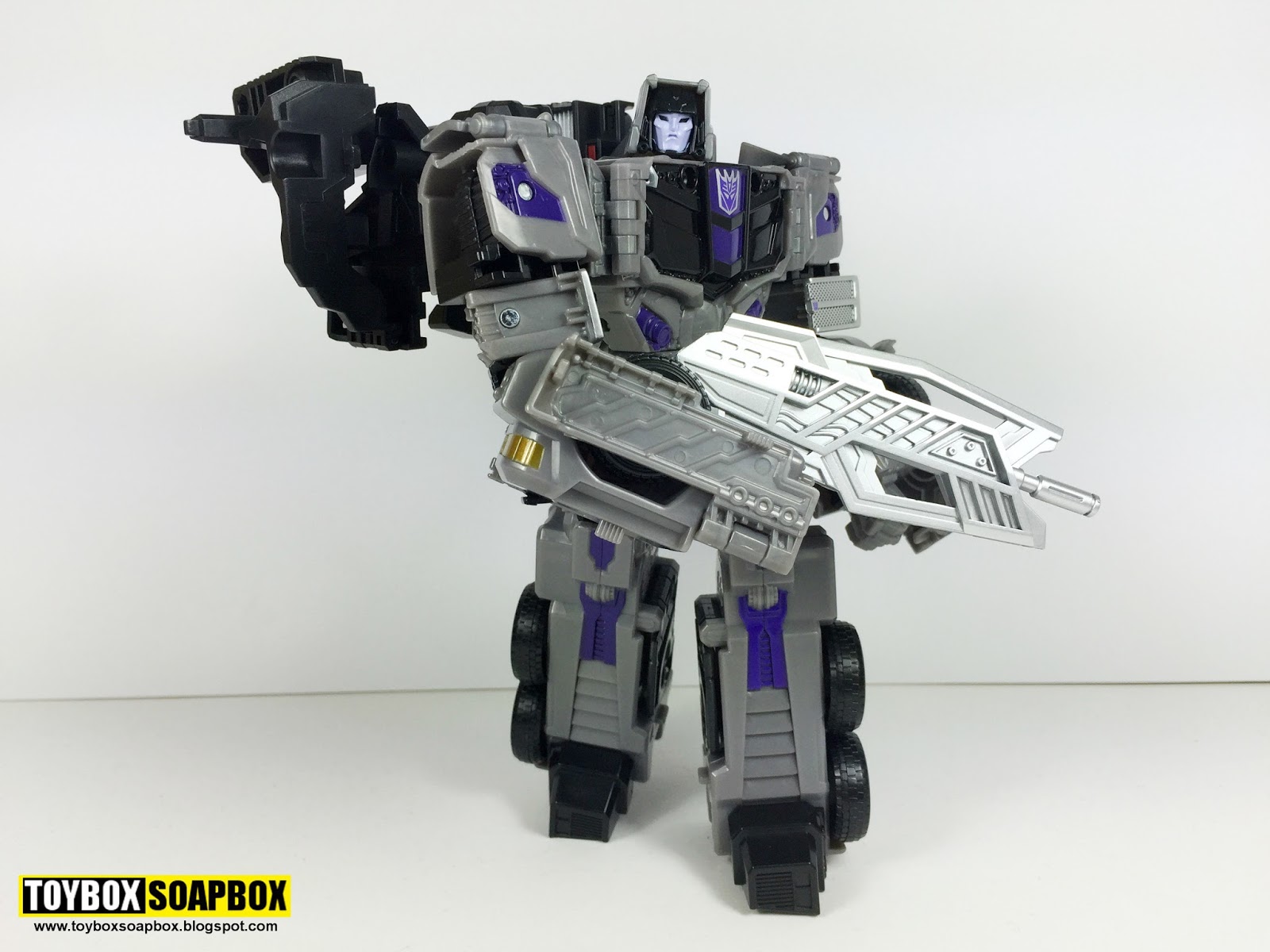 Toybox Soapbox: Perfect Effect PC-04 Pefect Combiner Menasor upgrade ...
