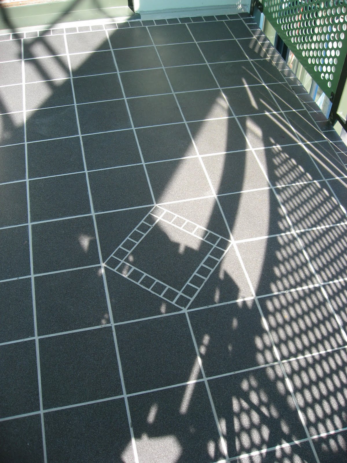 HVID FLIS OSLO: Veranda fliser