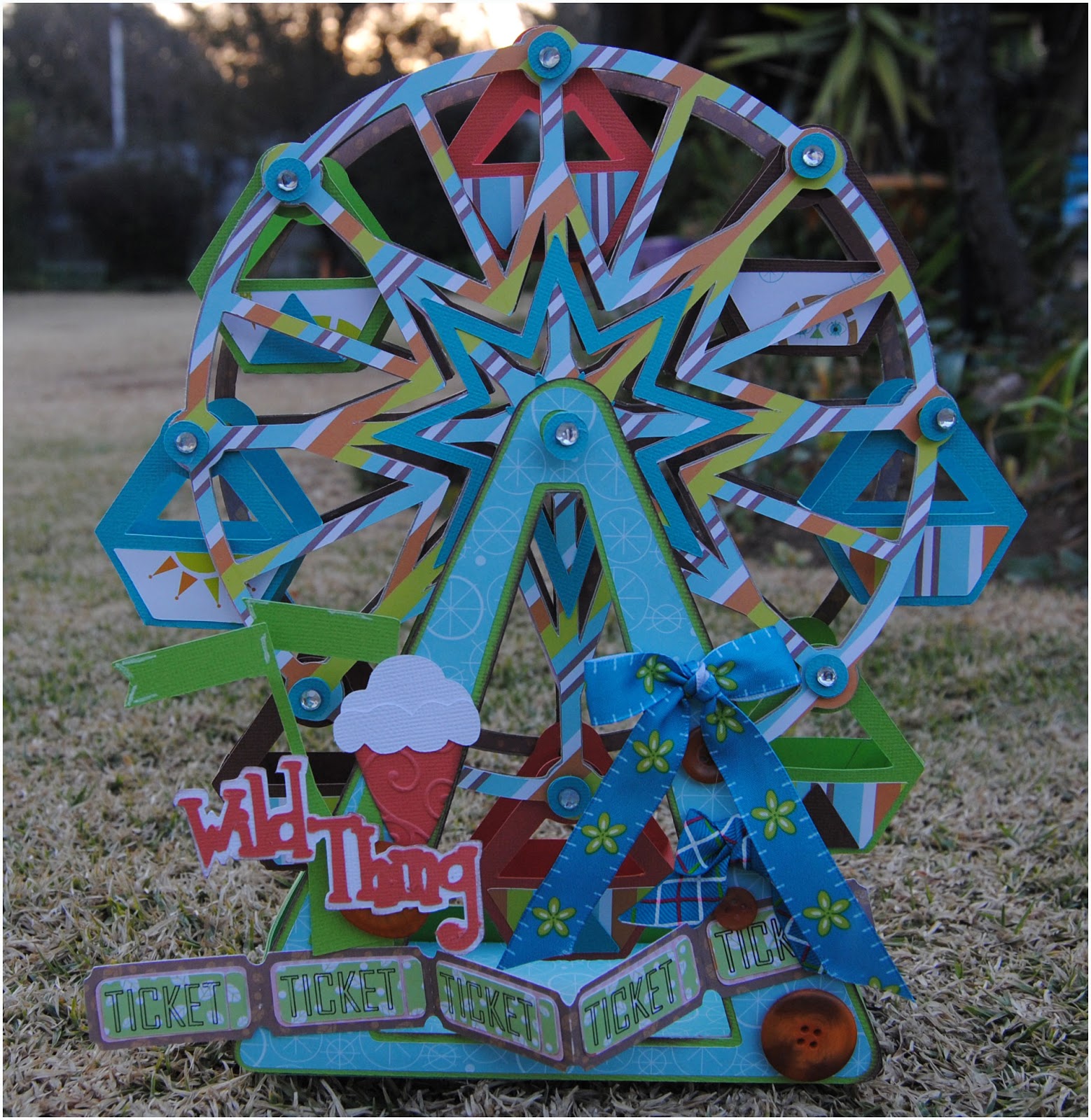 Scrapping Delight with Michelle: Ferris Wheel