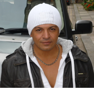 Celebrity Siblings: Michael Andre